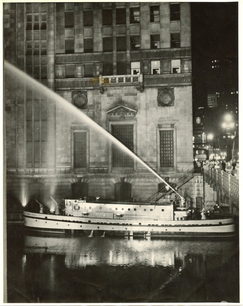 Chicago Fireboat River & Lake Tours • Chicago Fireboat History